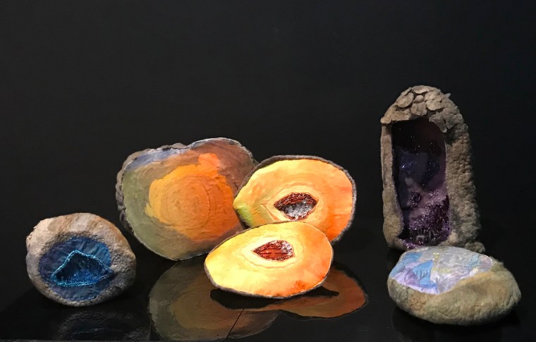 Robyn McGrath – untethered fibre artists